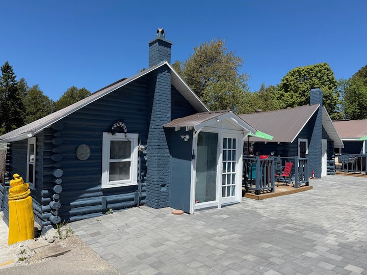 Blue Log Cottage 1 - 포트 엘긴