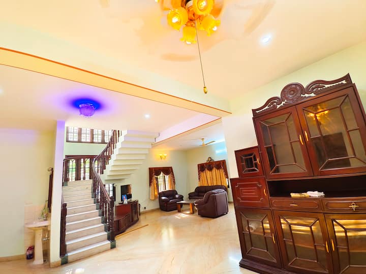Royal Eden Mahal Big Balcony - Chennai