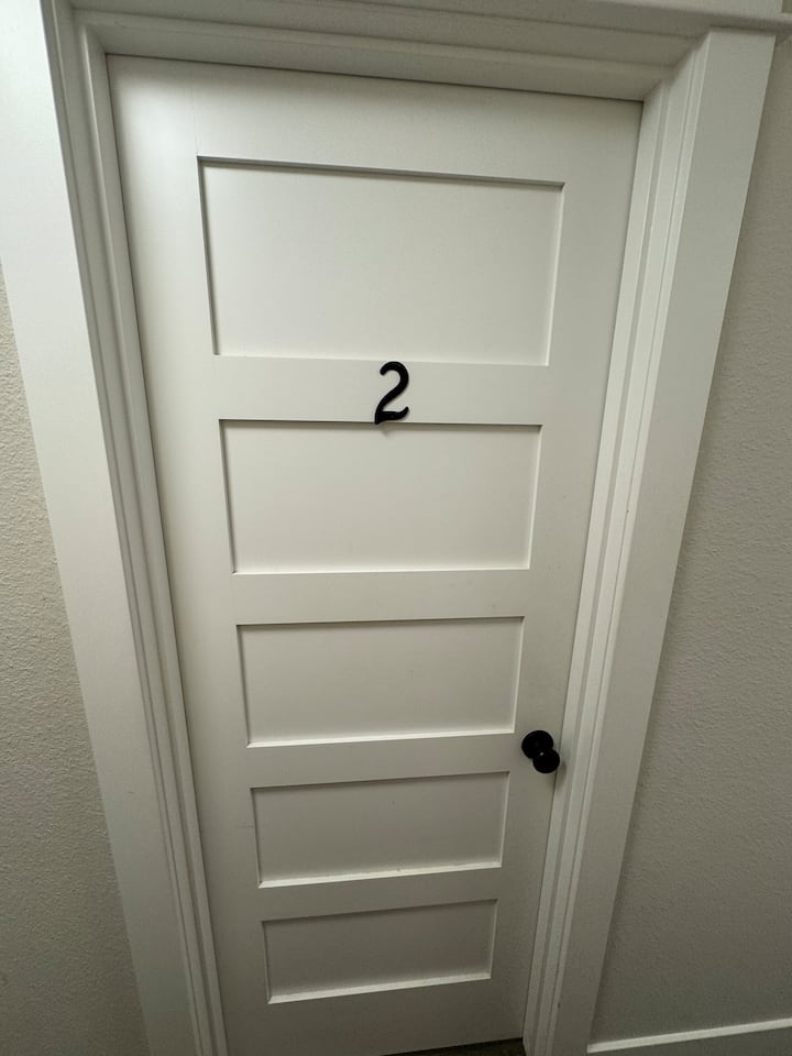 Private Room 2 Near Alderwood - エドモンズ, WA