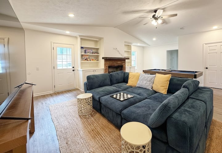 4br/3ba Greek Oasis | Bring Pets Fire Place, Games - Columbus, GA