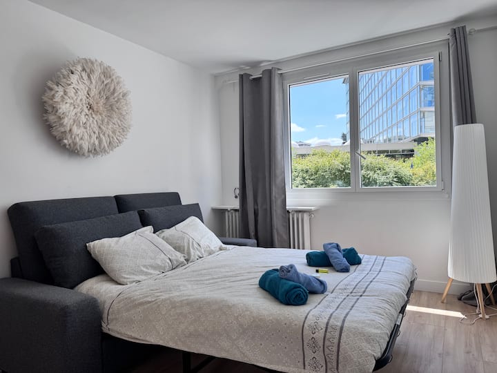 Cozy Studio Near Eiffel Tower - Colombes