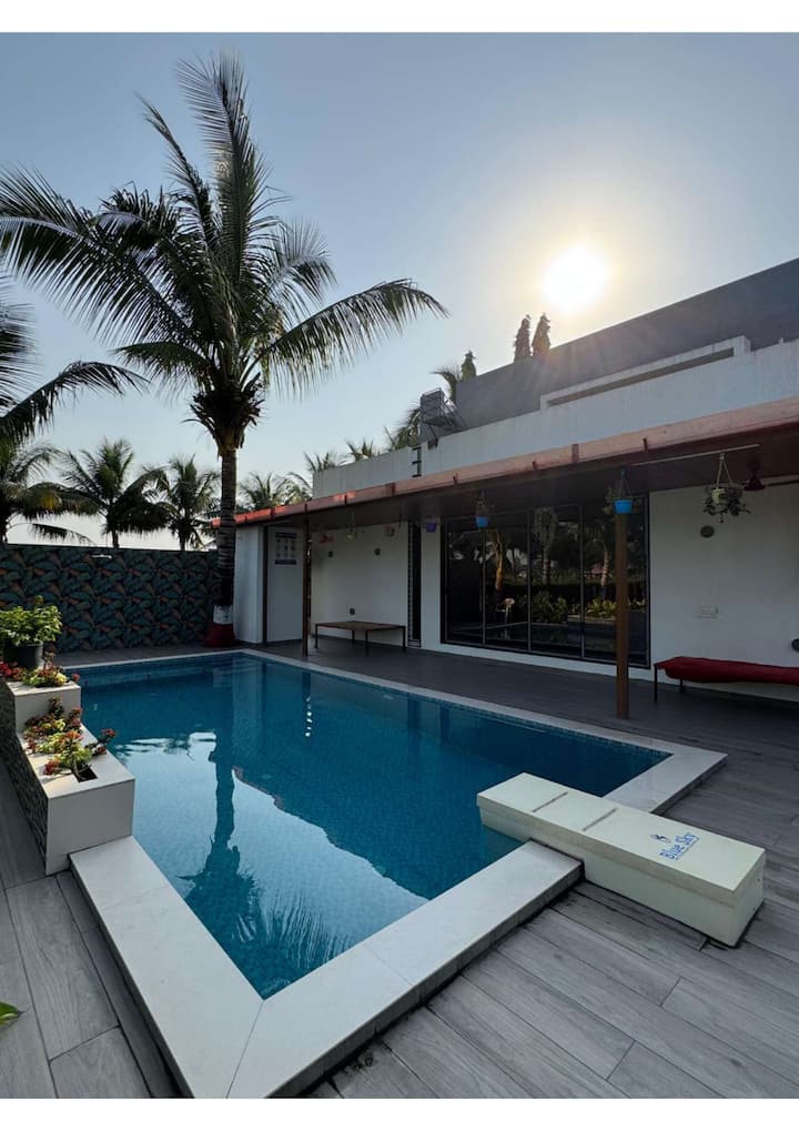 White Mansion - Bardoli