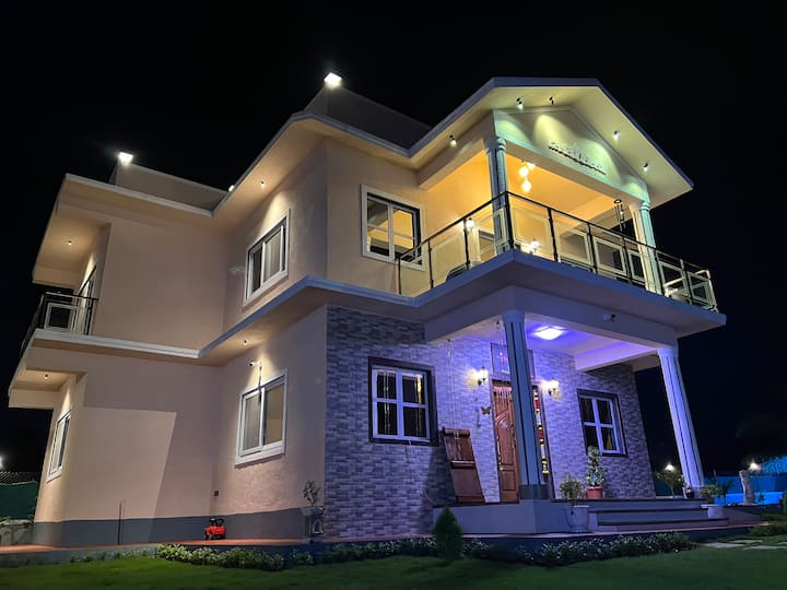 Ss Royal Farm 4bhk Luxurious Villa - Pen