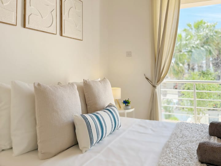 Walk To Beach – 2 Br House W/ Garden & Sunset - Cyprus