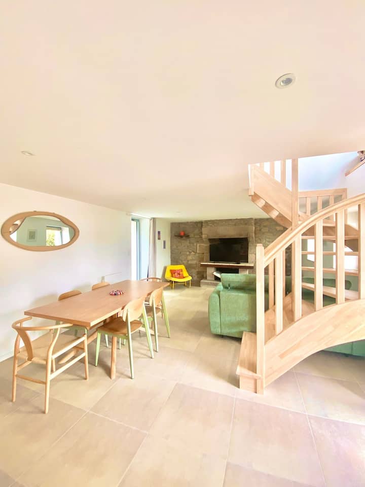 "La Chaumière En Bord De Mer" - Perros-Guirec