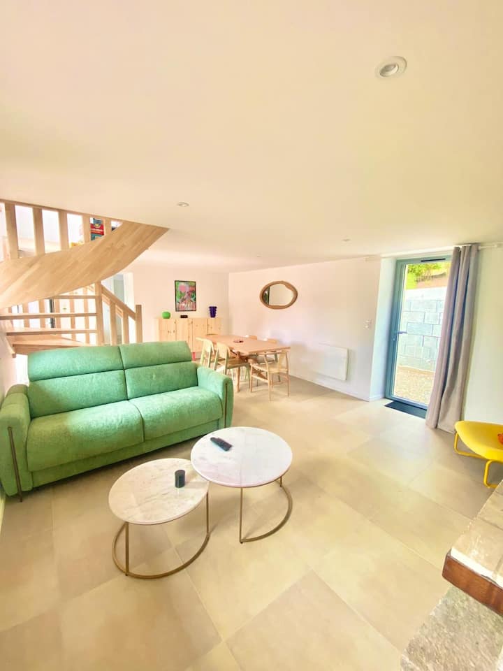 "La Chaumière En Bord De Mer" - Trégastel