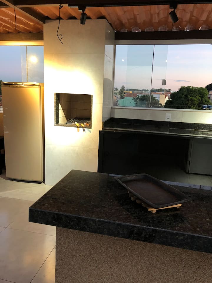 Vila Planalto - 2 Apartamentos + Rooftop 4qts - Brasília