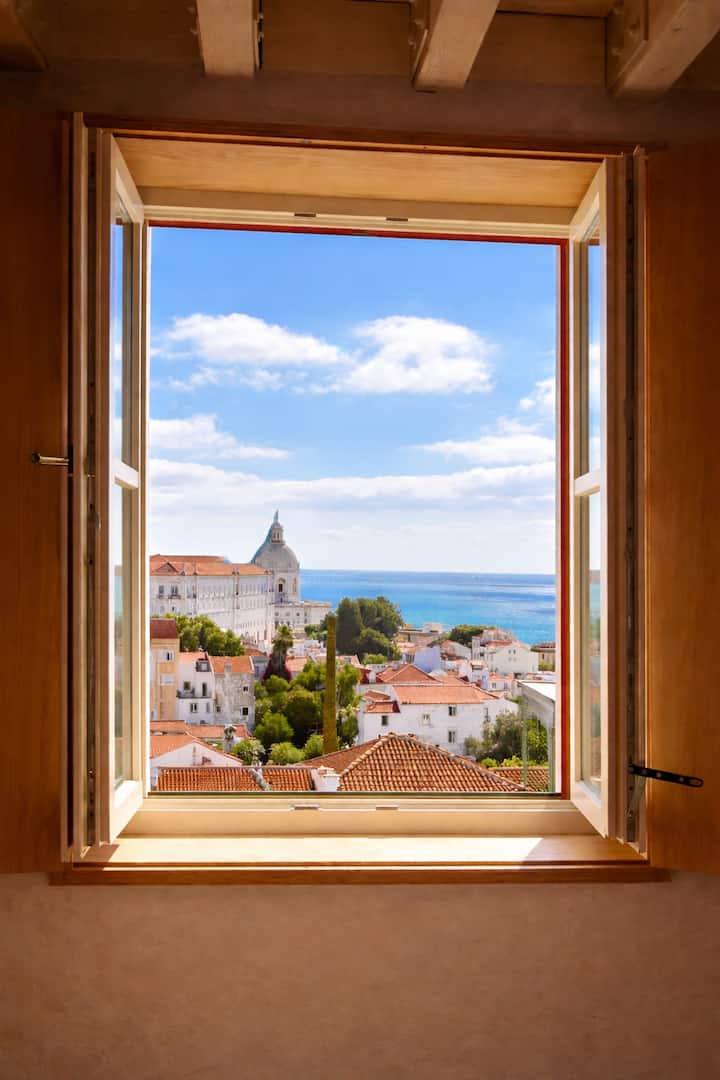 O Poleiro – Scenic Perch - Alfama