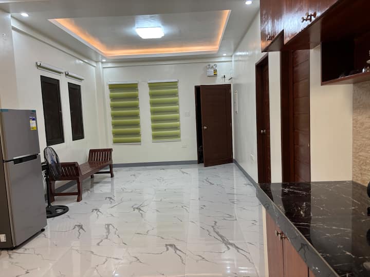 Valuebase Guesthouse - Laoag