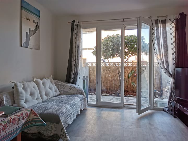 P2 Grau-du-roi Avec Jardins - Aigues-Mortes