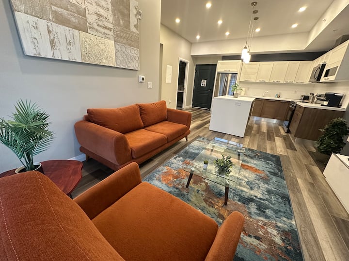 King&queen Suite Near The Falls - Niagara Falls