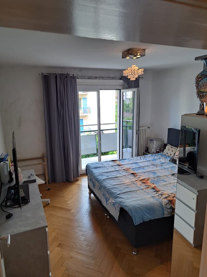 Chambre Privée Confortable - Morges