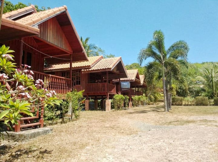 Yoky Bungalow - Ko Lanta District