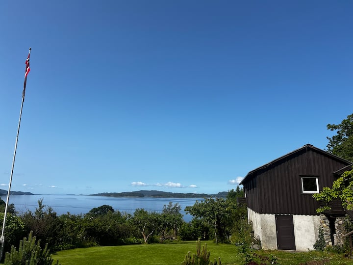 Feriebolig I Hjelmeland - Fister