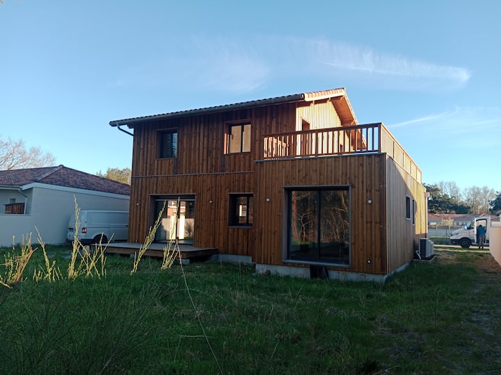 Maison Familiale 4 Chambres - Castets