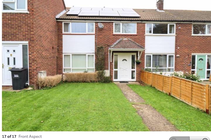 Home In Milton Keynes - Milton Keynes