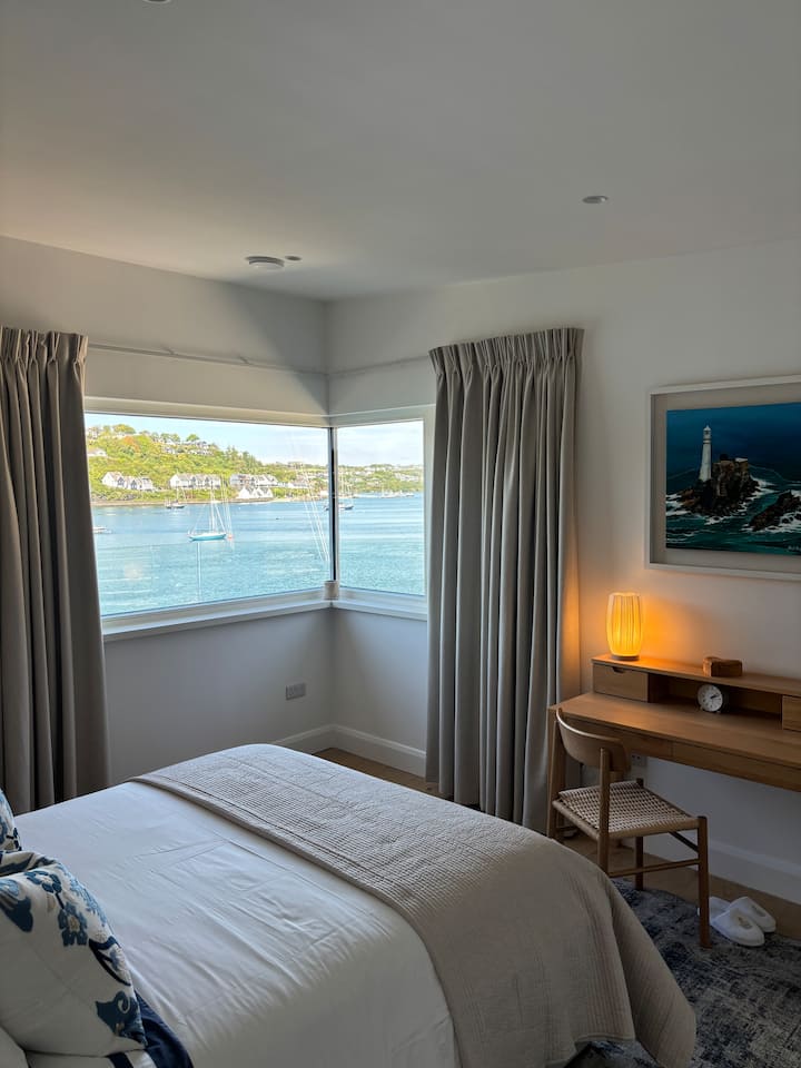 Riverbank Retreat - Kinsale