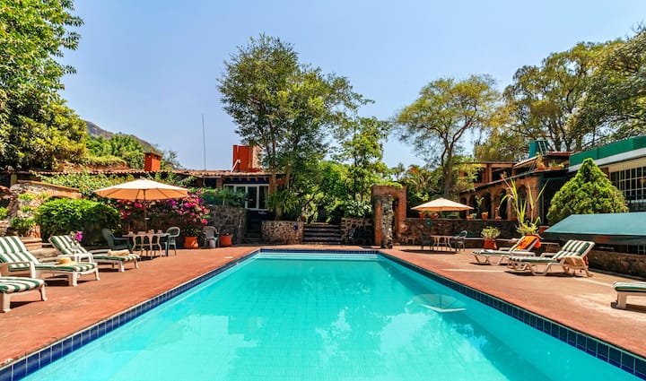 Magia, Alberca Y Paisajes - Tepoztlán