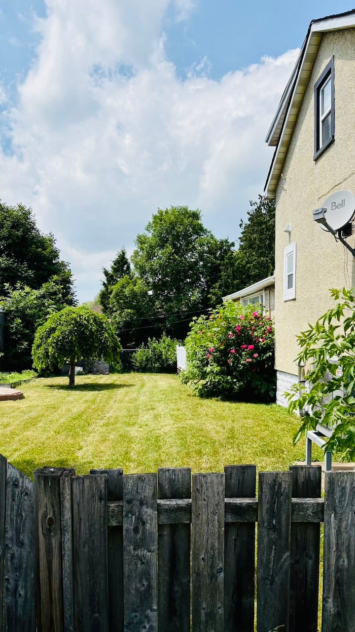 Niagara Escape & Wine-country Charm - Niagara Falls