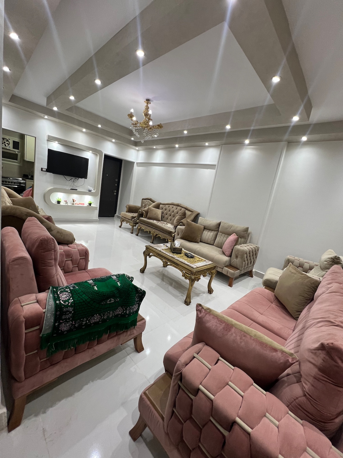 Calle Al Saada, cerca de City Center Carrefour Maadi - Departamentos en ...