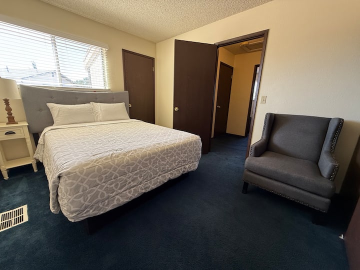 2 Bedroom Condo With A/c - Page, AZ