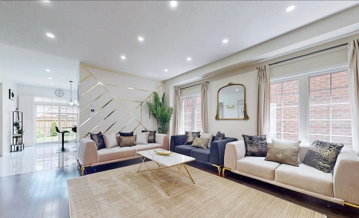 Modern Family-friendly Home - 奧沙華