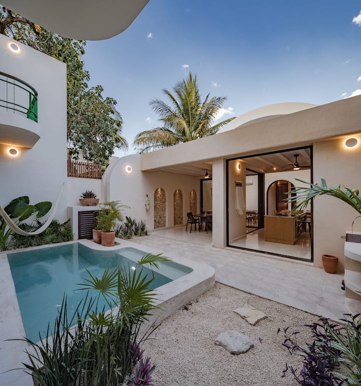 Hermosa Casa Con Piscina. Mejor Zona De Mérida - Yucatan