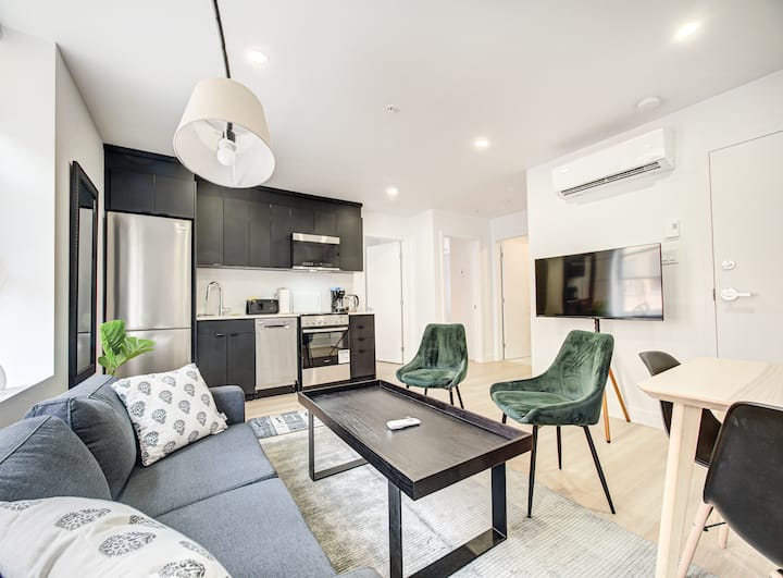 Amazing 2bed Downtown Mtl - Saint-Lambert