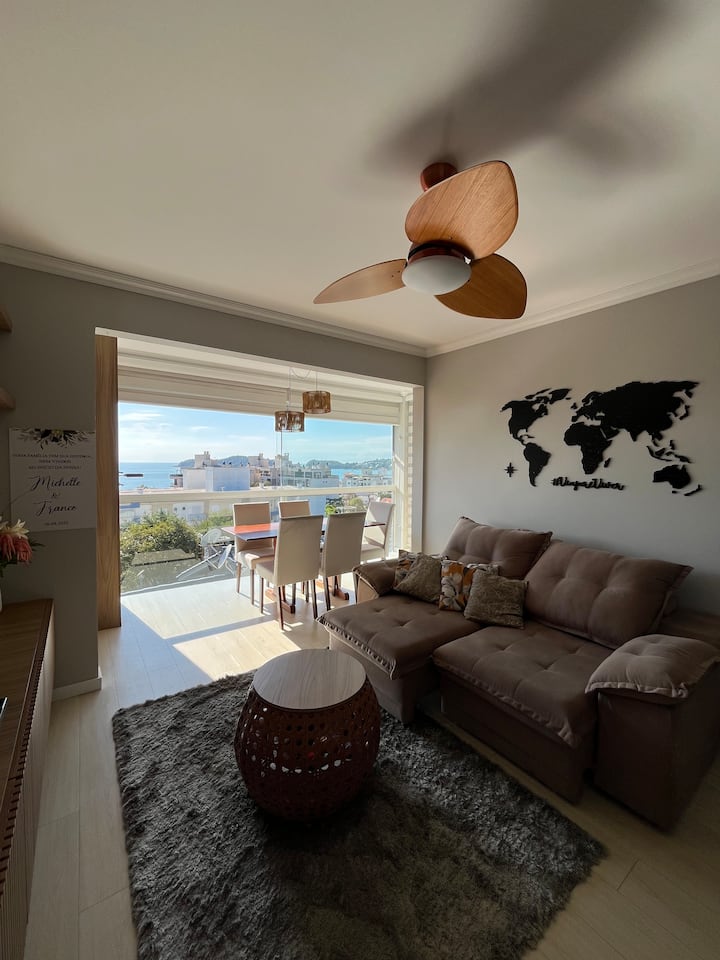 Bombinhas Com Vista Ao Mar - Brazilië