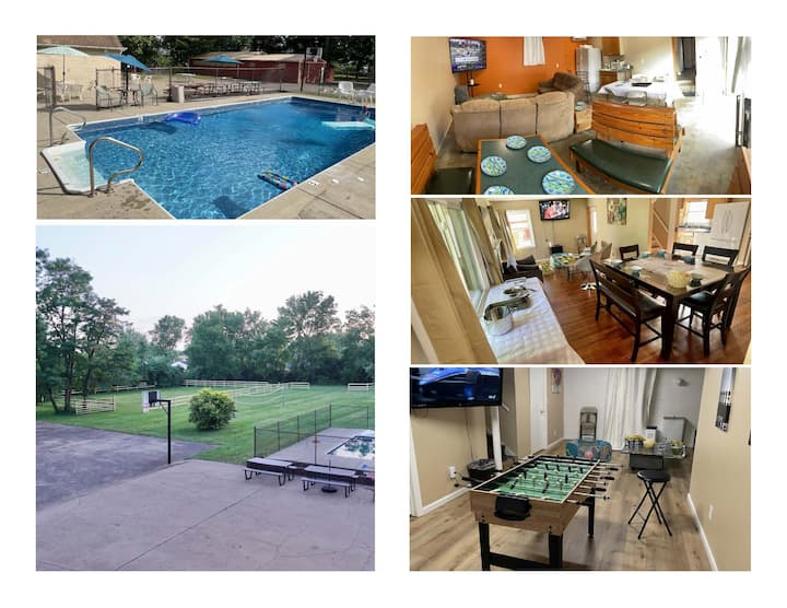 4 Lounge Areas, Game Rm, Huge Pool, Outdoor Space - Indianapolis, IN