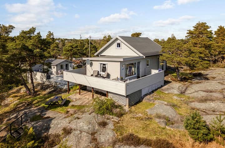 Solrik Sommerhytte Nær Stranda - Kråkerøy