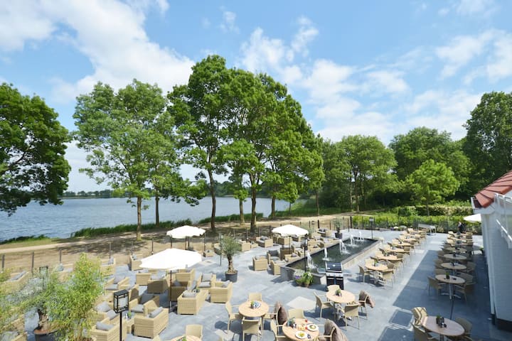 Comfortable Stay! Onsite Dining And Parking! - 's-Hertogenbosch