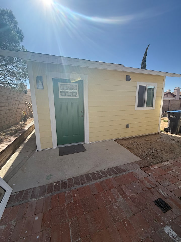 Tiny House - Palmdale, CA