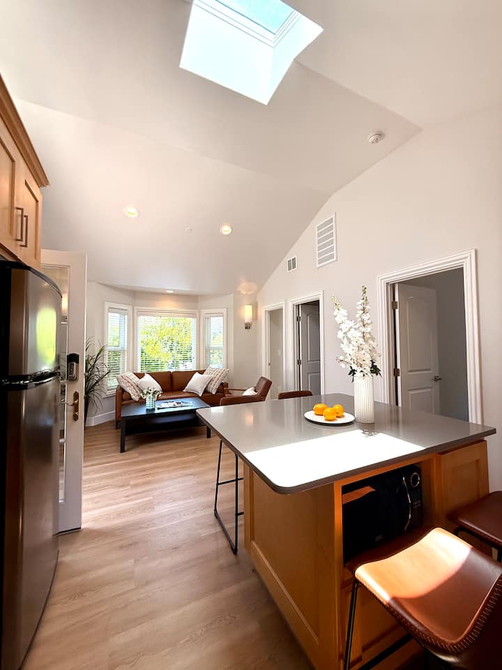 Stylish 2-bedroom Adu In Heart Of Silicon Valley - Cupertino, CA