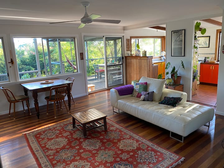 Art House By The Sea - Urunga