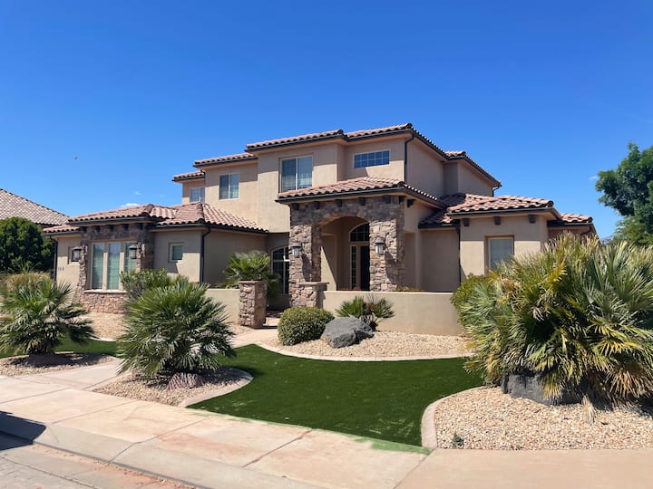 Red Cliffs Retreat A Spacious 3 Bedroom Refuge - St. George, UT