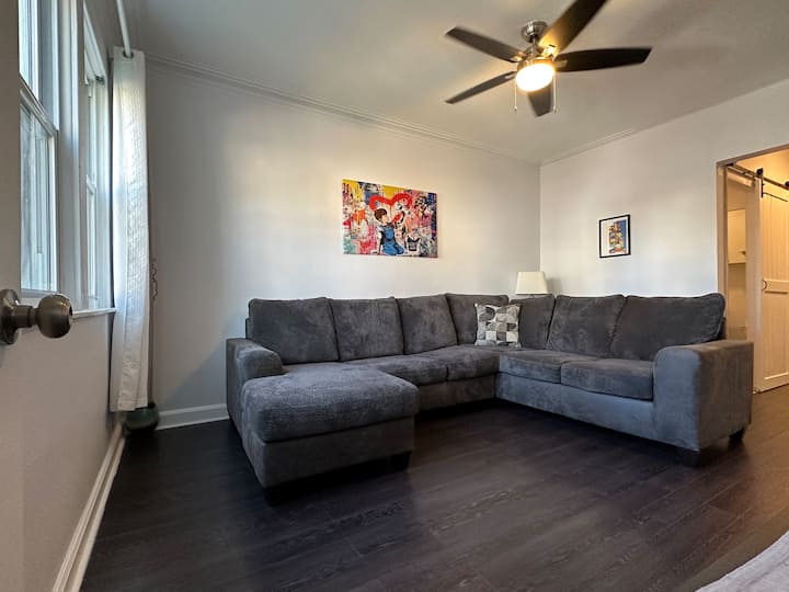 Walkers Pradise! Prime Avondale Area 2bdrm/1ba Apt - Edgebrook - Chicago