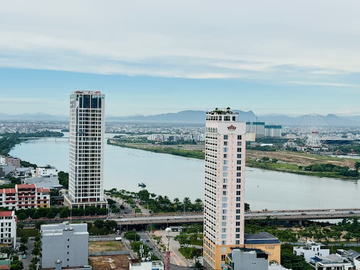 Monarchy Da Nang-27st Floor - Han River View-pool - Da Nang