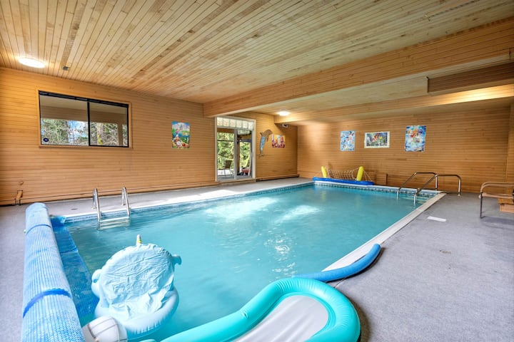 Renovated Suite - Indoor Pool, Near Lakes & Trails - Coquitlam