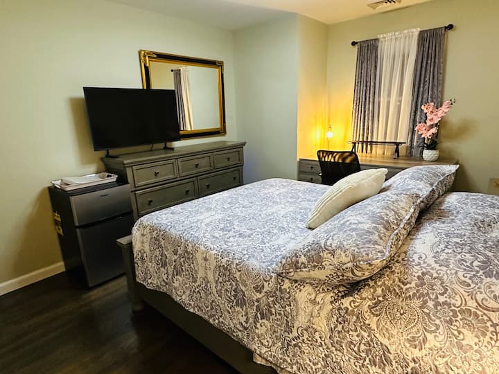 The Trenton Two 2br Peaceful Oasis W/ Patio & Bbq. - Allentown, NJ