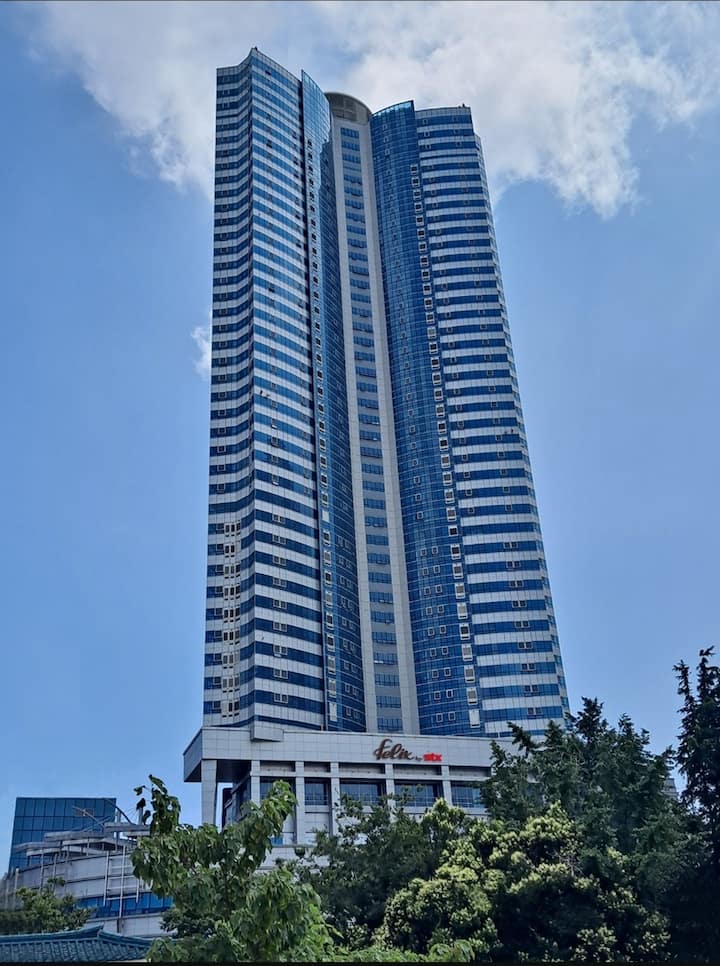 해운대 해수욕장 진입로 입구
초역세권 감성호텔 - 釜山