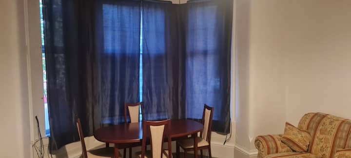 A Room In A 2 Bed Flat. - Carlisle