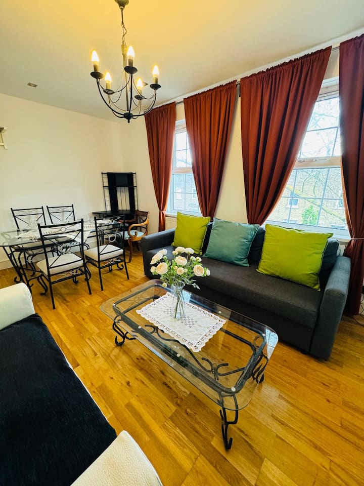 London Family Wellcome Three Bedroom Flat - Croydon
