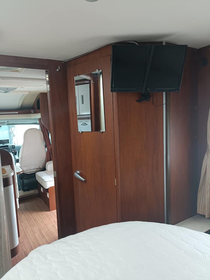 Camping-car - Cour-Cheverny