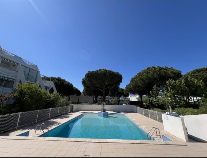 Appartement Cabine Avec Piscine - La Grande-Motte