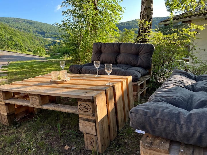 Neues Apartment Am Wald | Whirlpool & Bergpanorama - Witzenhausen