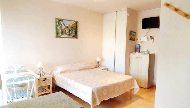 Agréable Studio Climatisé Vue Jardin - Gréoux-les-Bains
