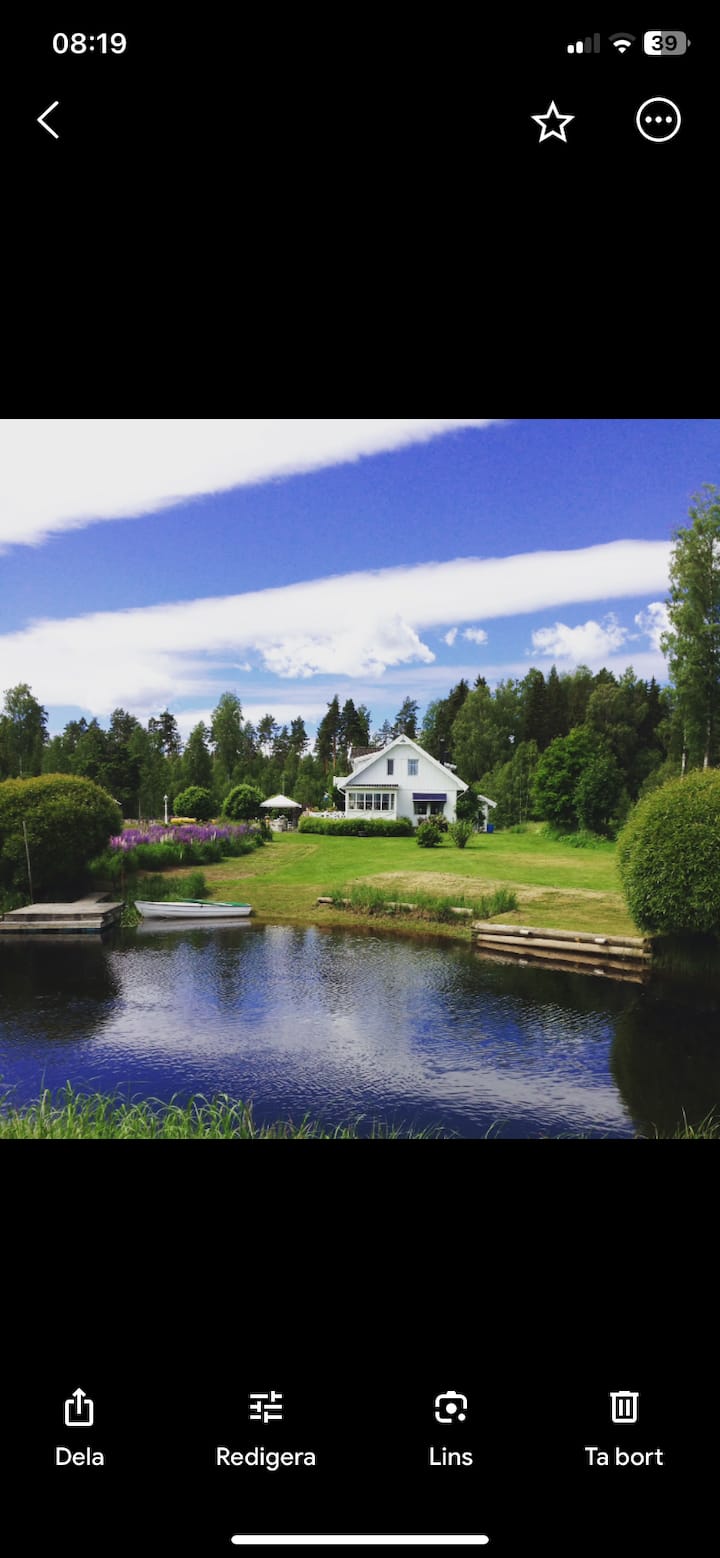 Huset Vid Sjön
Magiskt Ställe
Magisk Utsikt - Hedemora