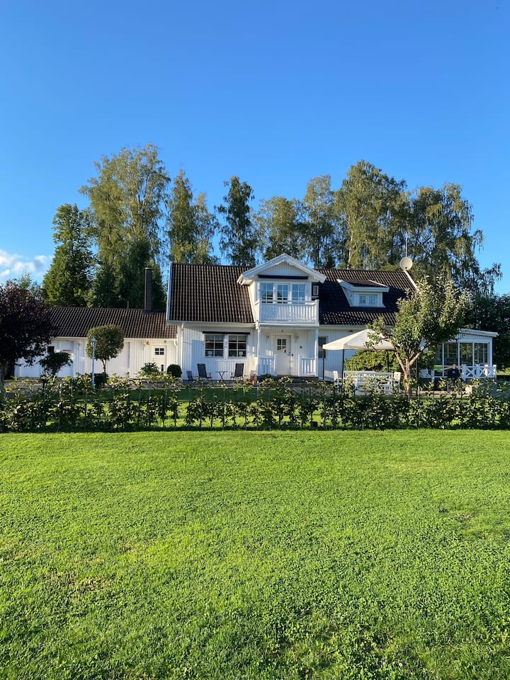 Hus Intill Dalälven, Hedemora
Fantastisk Utsikt! - Sweden