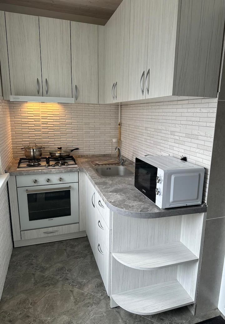 A Cozy And Peaceful Cottage - Comrat